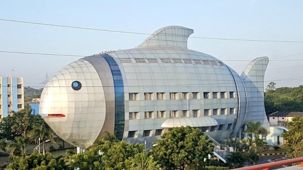 The Ultimate Guide to Facades vs. Cladding: Unveiling the Beauty and ...